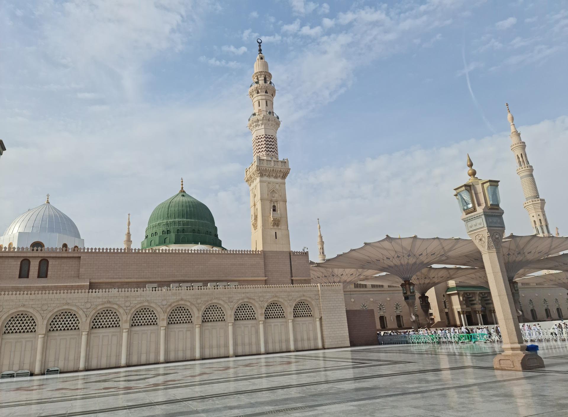 Where Is Al Masjid An Nabawi Al Madinah Al Munawwarah Saudi Arabia