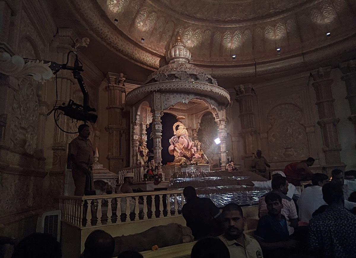 Where is Shreemant Dagdusheth Halwai Ganpati Mandir (Pune, India) Reasons to Visit the Shreemant ...