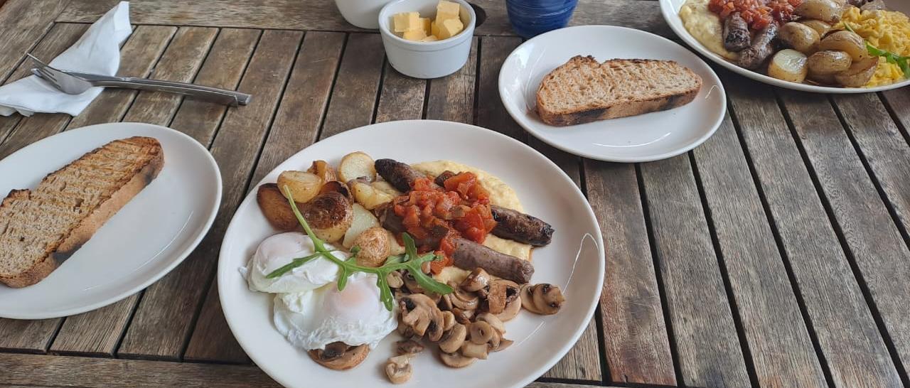 Where is Pepper Tree Art Stable & Coffee Shop (Cape Town, South Africa ...